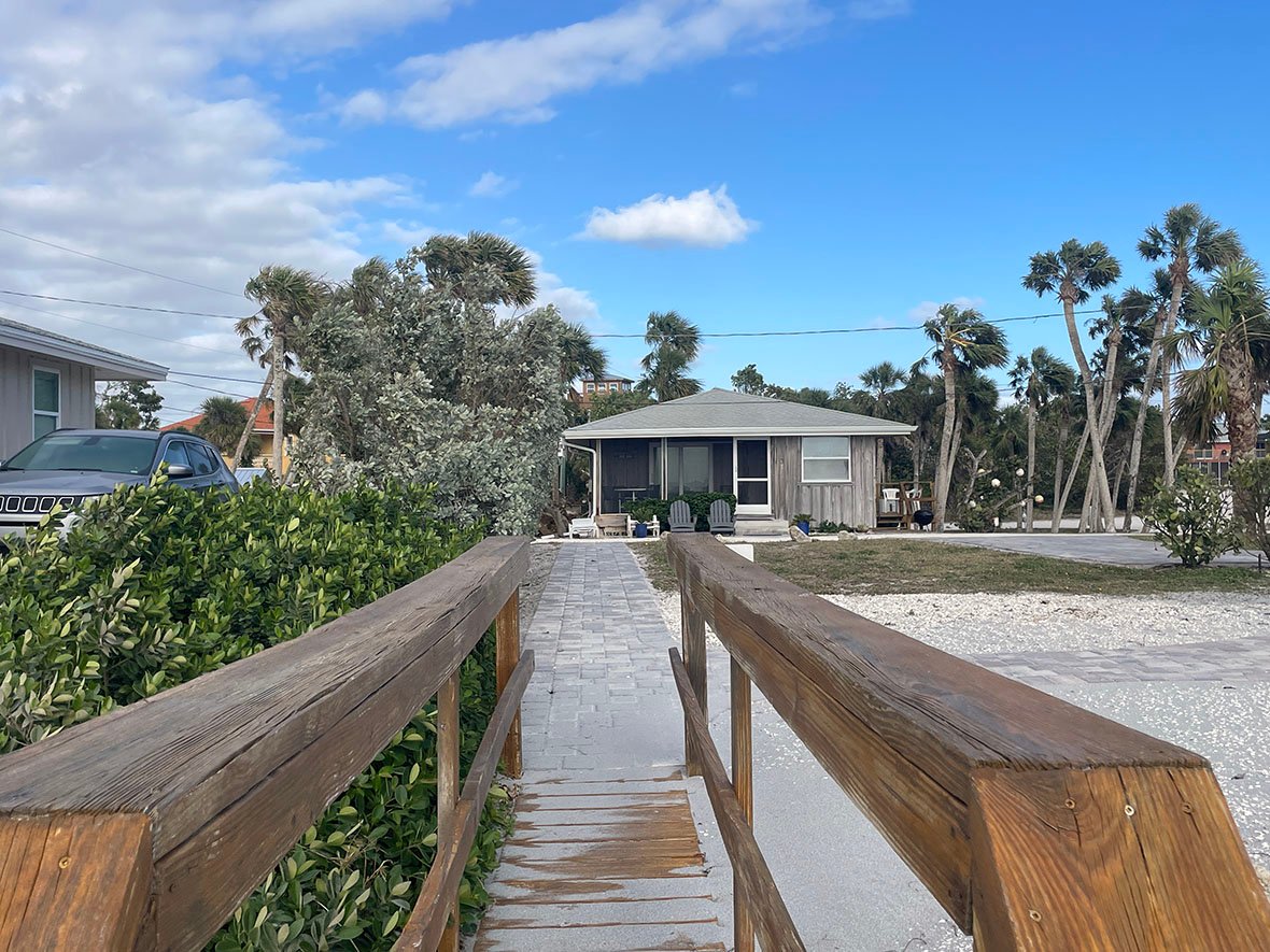 Cottage #3 – Pelican Shore Cottages